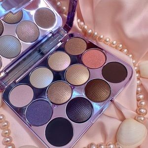 BECCA | Makeup | Becca Pearl Glow Shimmering Eyeshadow Palette Bnib ...